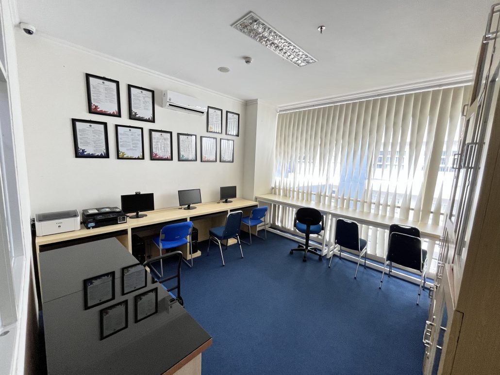 Ruang Akses Jurnal dan Skripsi – Laboratorium Bimbingan Konseling